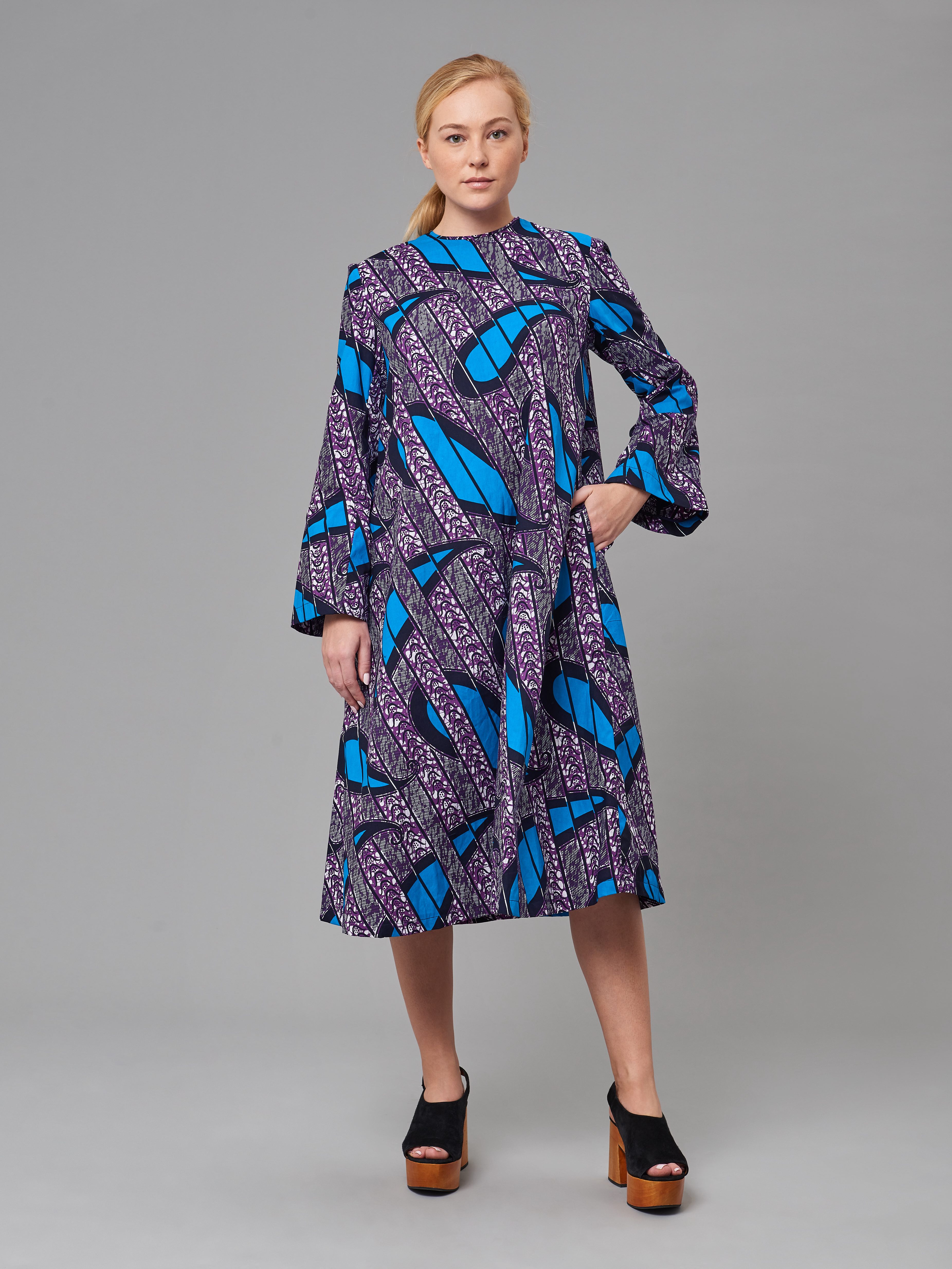 Round neck Dress - Mrs. Jacobs